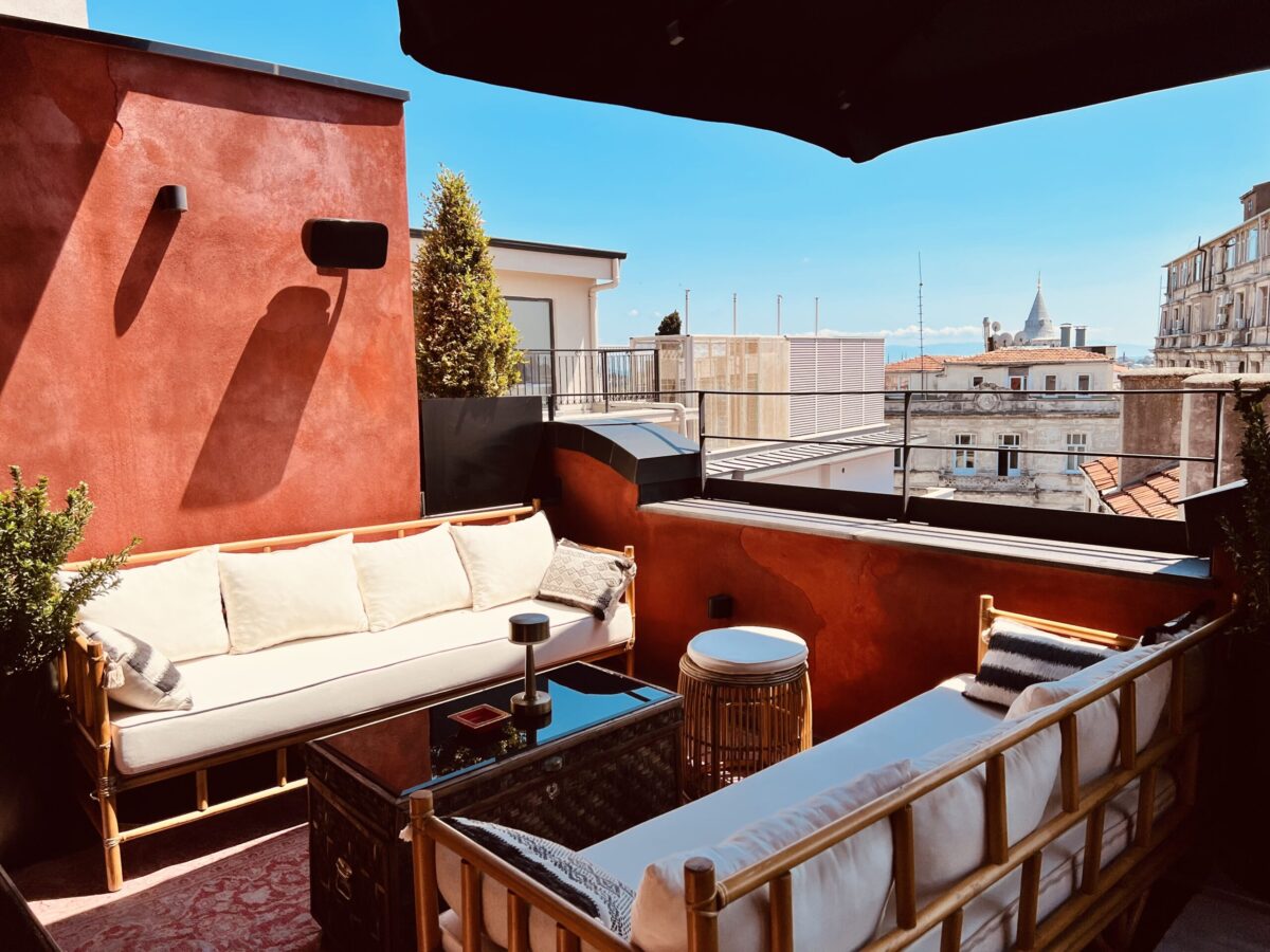 Simone İstanbul (Kapandı) - Müdavim