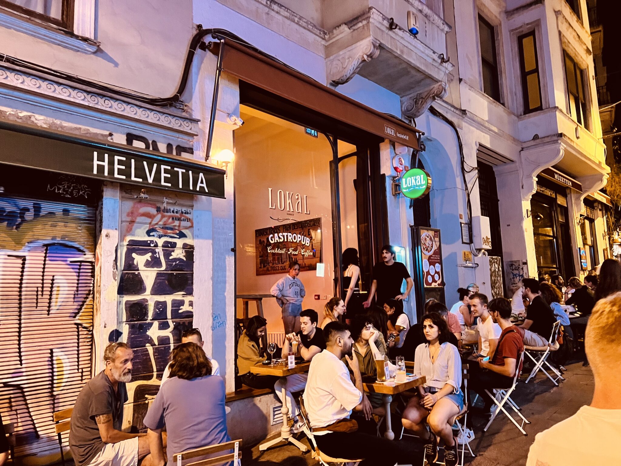 Asmalı Mescit Mekanlar I MÜDAVİM